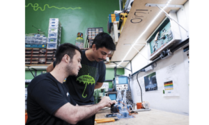 Hackerspaces: O que são? Onde ficam? Como funcionam? - Embarcados